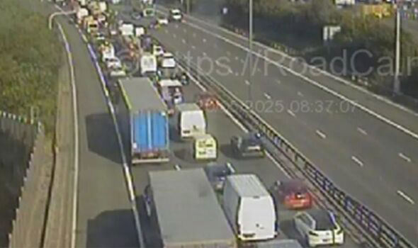 M6 traffic: Chaos on major UK motorway as horror crash sparks huge delays M6 traffic: Chaos on major UK motorway as horror crash sparks huge delays