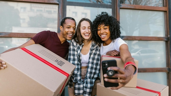 How to control your iPhone camera remotely and without using extra gear