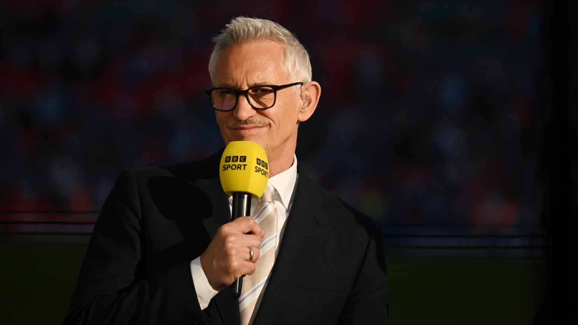 Gary Lineker to step down from the BBC after sharing antisemitic social ...