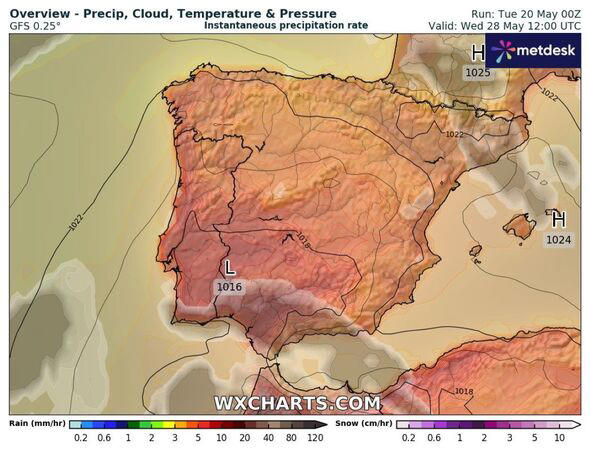 Spain weather maps turn volcanic red as tourist hotspot roasted by 35C ...