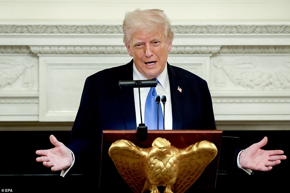 Trump and Putin discuss Ukraine ceasefire during phone call