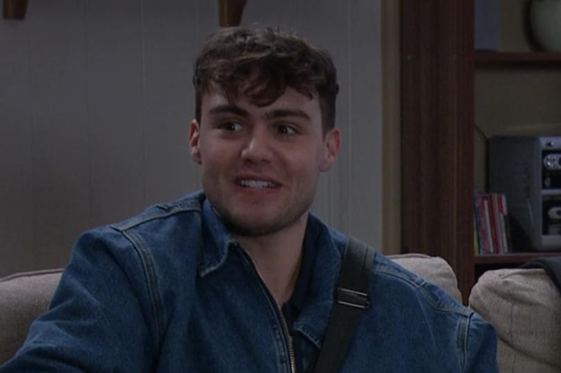 Emmerdale fans 'work out' Lewis Barton's village romance and it’s with ...