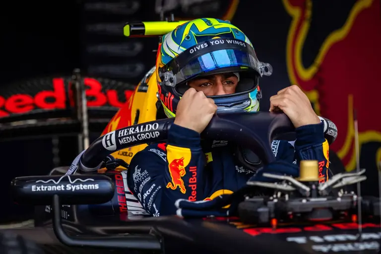 Nieuwe Verstappen in de maak? Lindblad jaagt op F1, maar is hij al klaar?