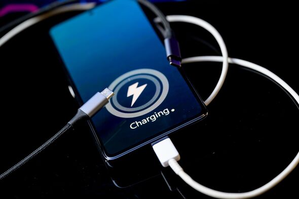 7 things you should never do while charging your devices - according to ...