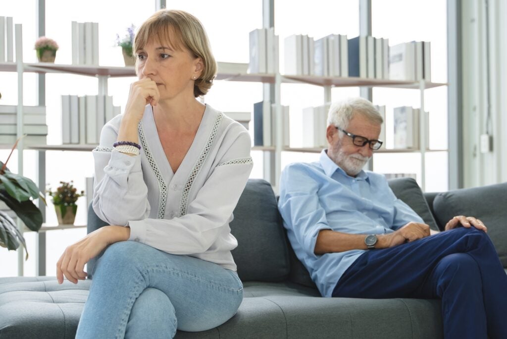 14 Heartbreaking Reasons Husbands Slowly Fall Out of Love With Their Wives