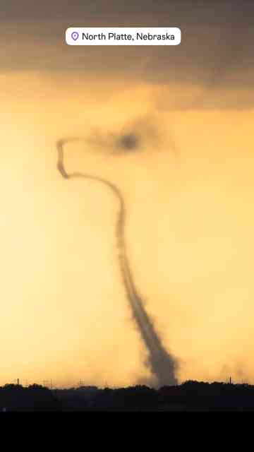 Landspout Tornado Rope-Out Captured in Nebraska