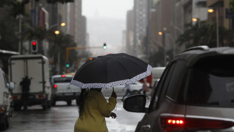 Extreme weather: Heat, winds, and summer storms expected in South Africa