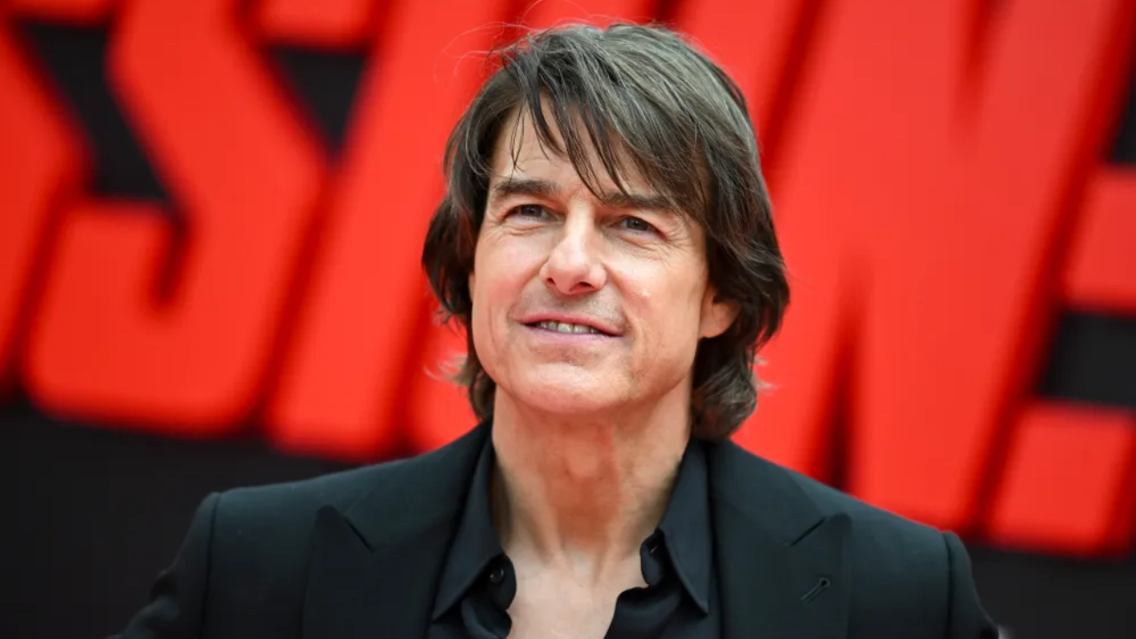 Tom Cruise performed an underwater submarine stunt in a 125-pound suit for 'Mission: Impossible ...