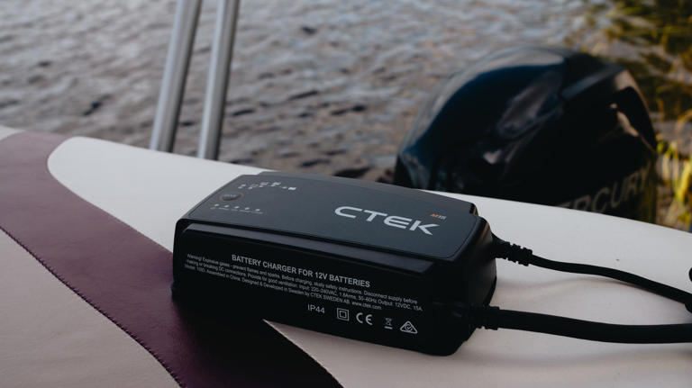 CTEK’s M15 battery charger means smooth sailing for British boats.
