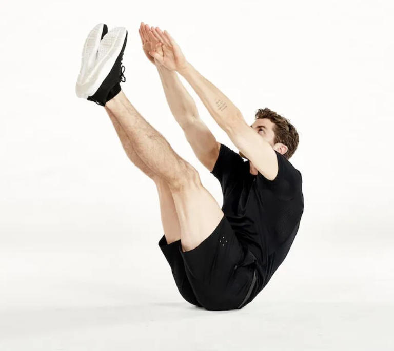 Blitz your upper body with this dumbbell chest and core workout