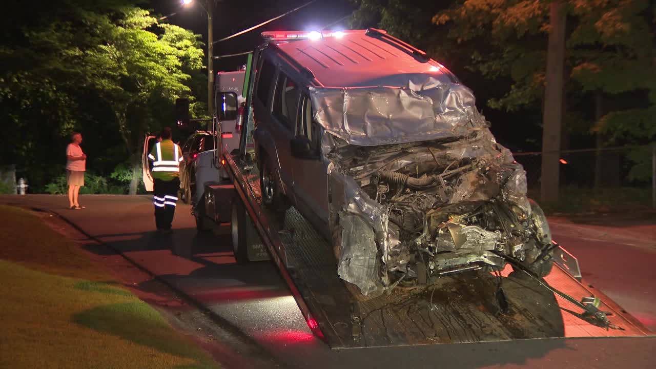 Driver hospitalized after crashing car into Cobb County home
