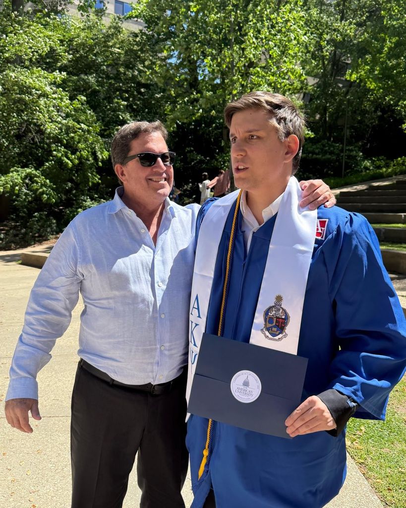 La emotiva felicitación de Chábeli Iglesias a su hijo Alejandro por su ...