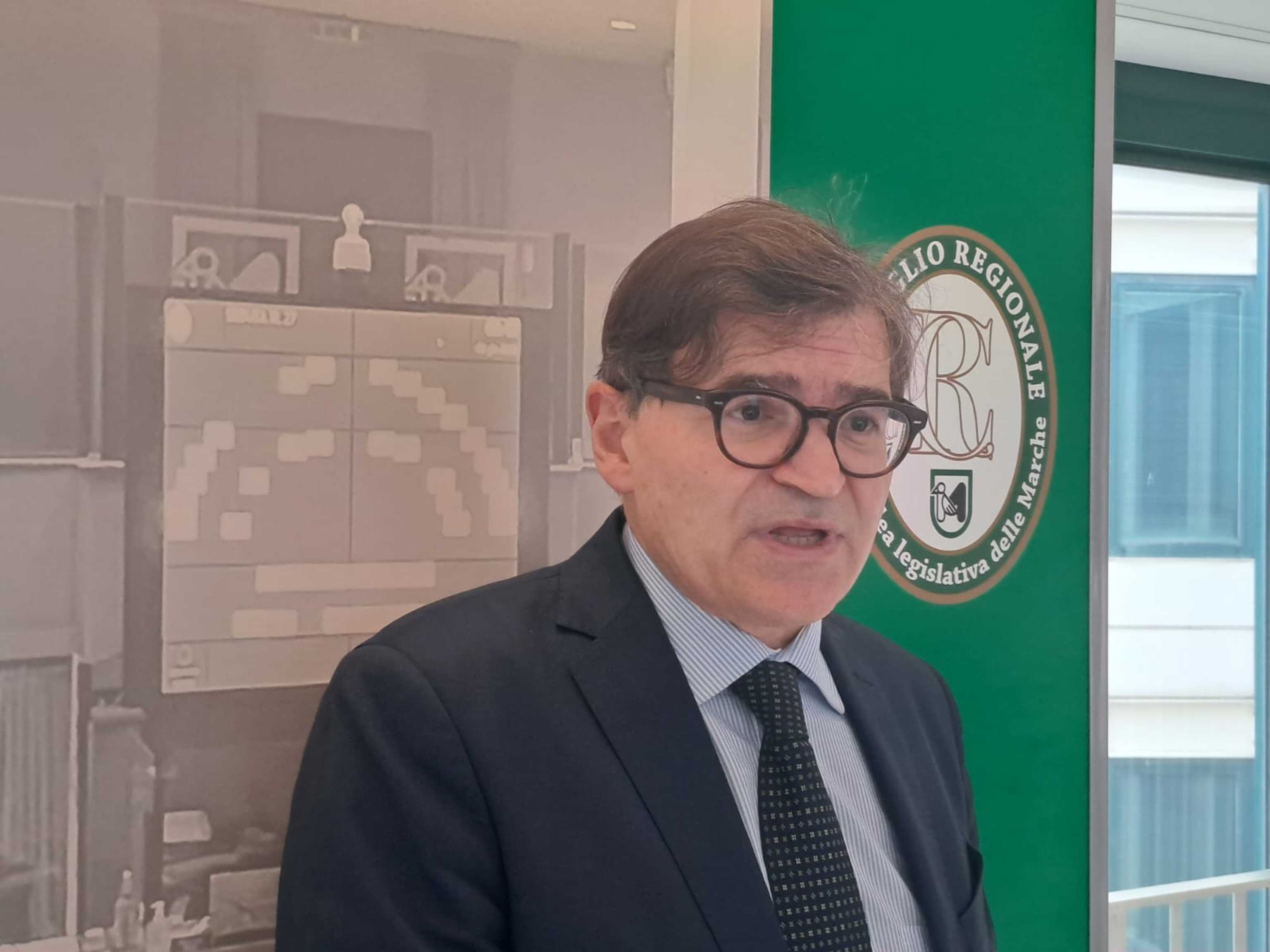 Latini, 'sto nel centrodestra, aspetto Ppe in Italia dal 1993'