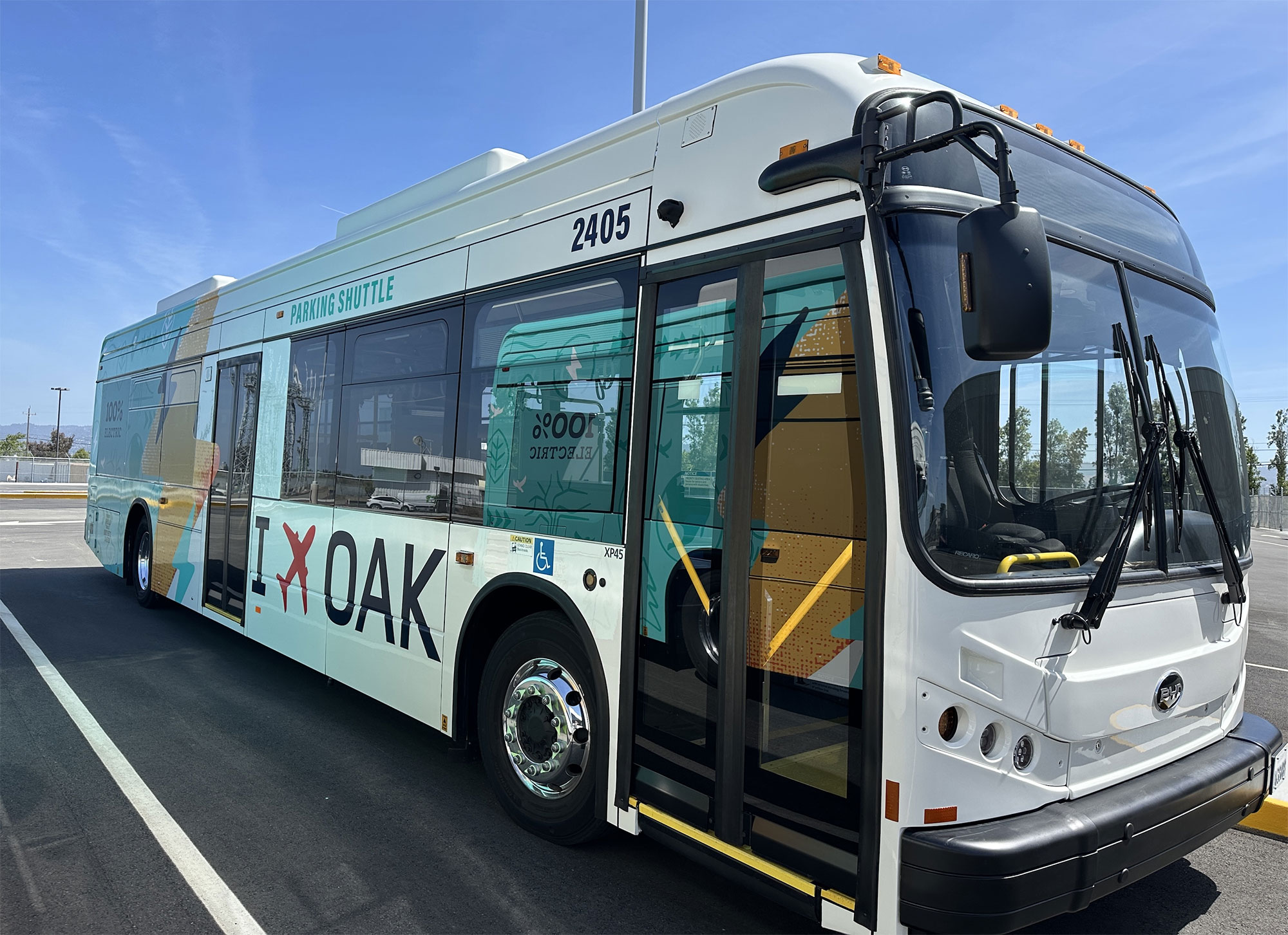 Oakland airport introduces five all-electric shuttle buses as it works ...