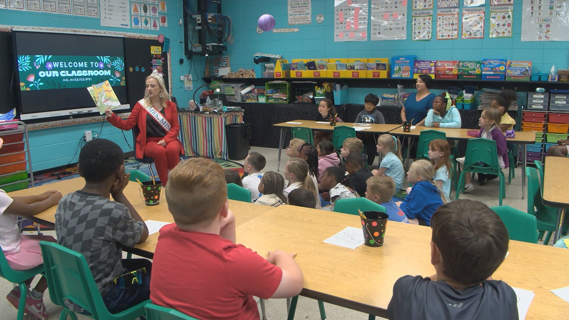 Mrs. Mississippi America visits Lyman Elementary