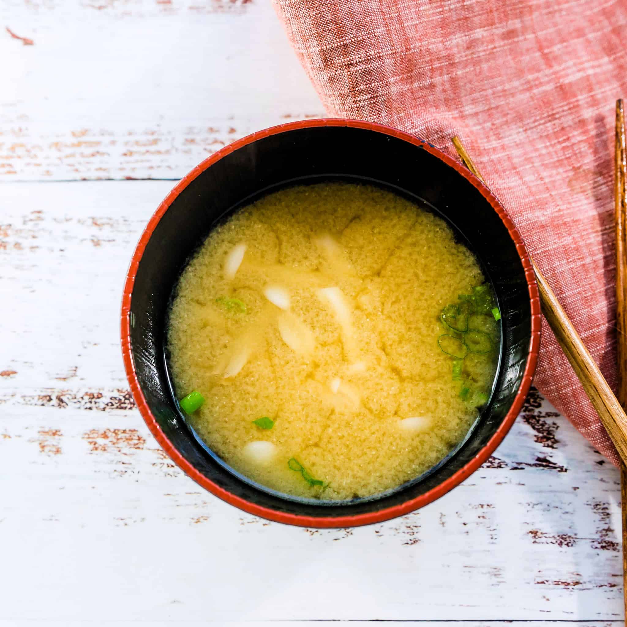 Shimeji Miso Soup – Ready in Just 5 Minutes!