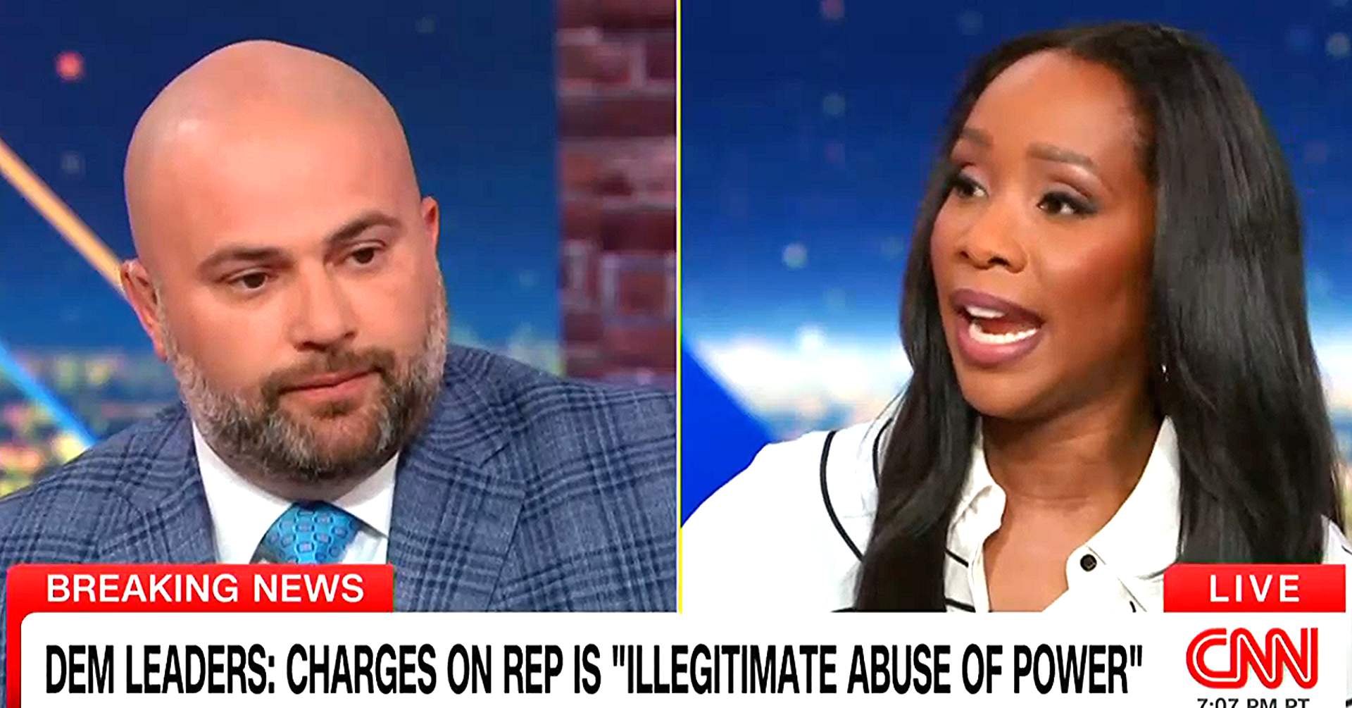 ‘Hold on! No!’ CNN Anchor Shuts Down Trump Fan Claiming Dems Had No ...