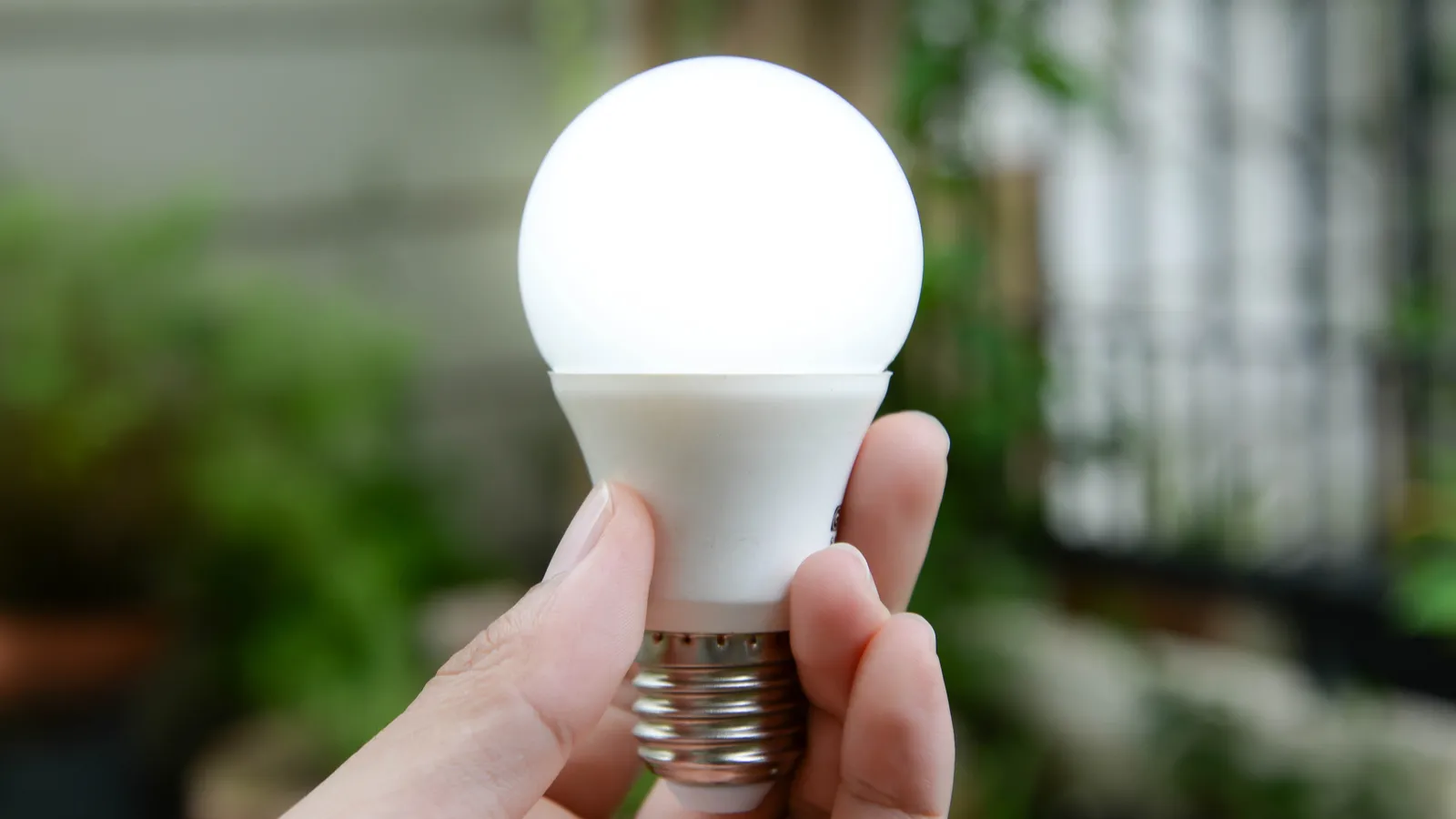 Why You Must Switch To Samsung SmartThings Bulbs?