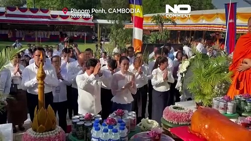 Cambodians remember Khmer Rouge victims 50 years on