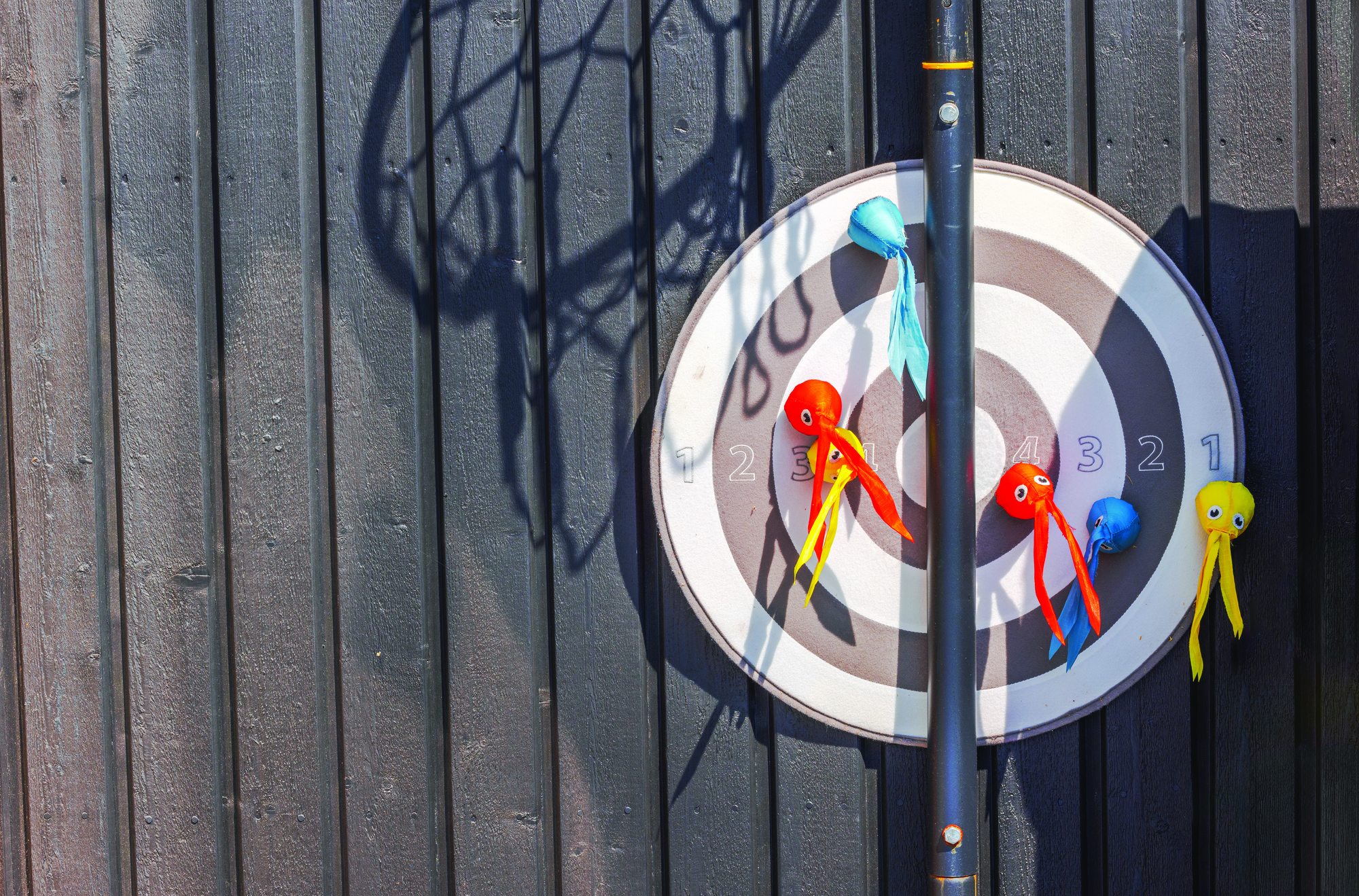 14 Backyard Games for Cool-Weather Days