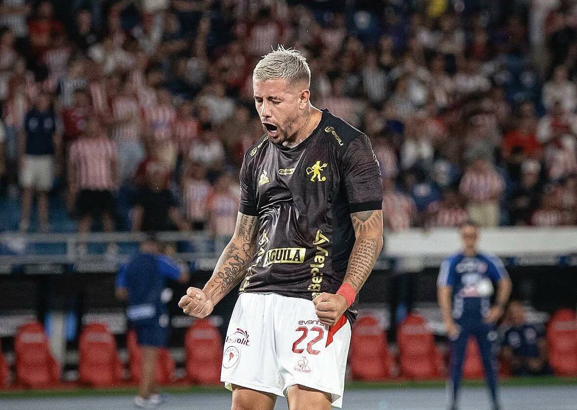 Malaysia sắp có tiền đạo gốc Argentina để đấu Việt Nam