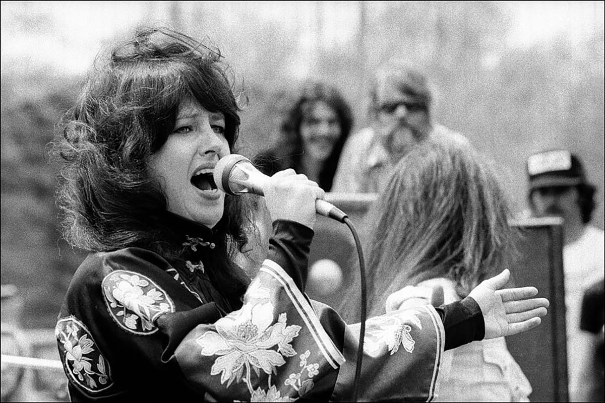 30+ Facts About Rock Legend Grace Slick