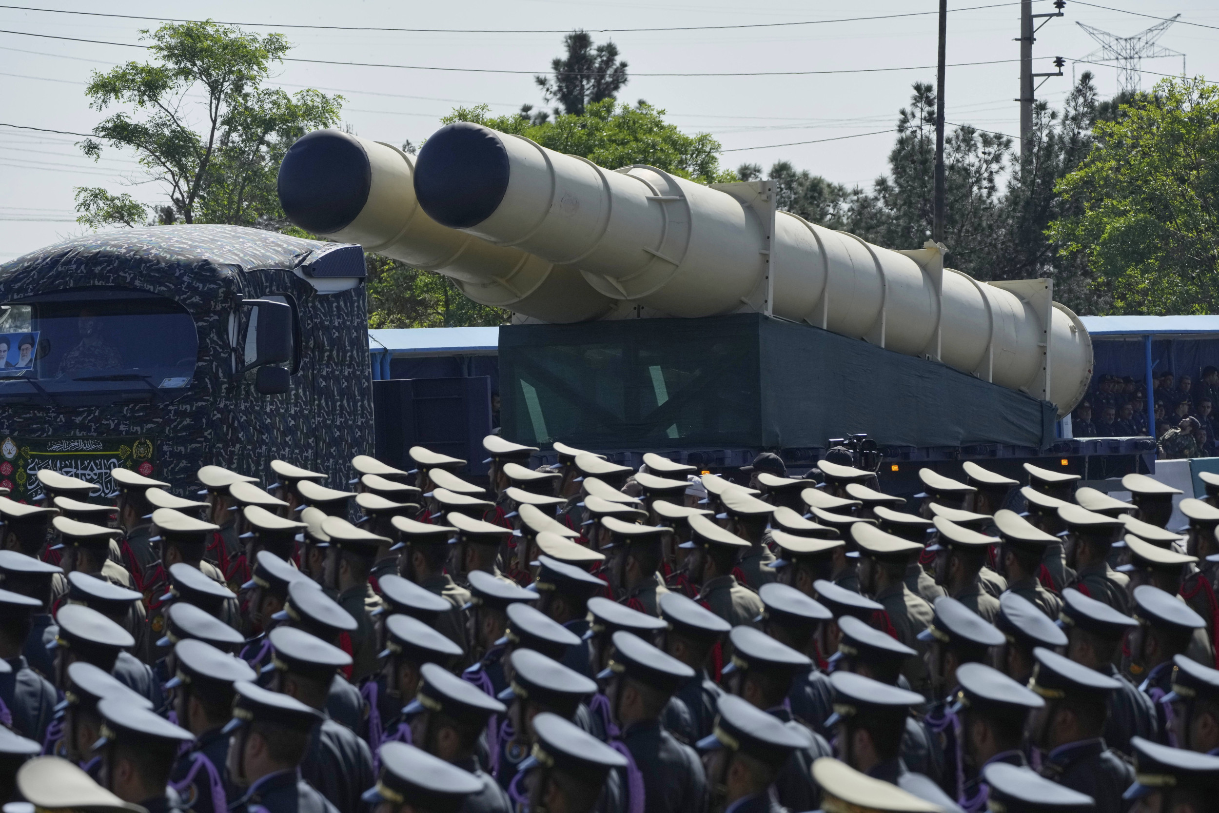 Iran ramps up defenses as risks of U.S. attack grow