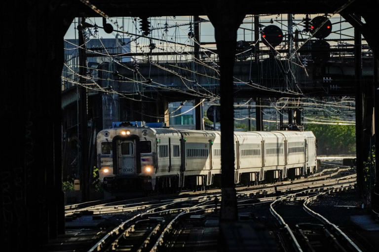 NJ Transit trains running at full service after strike halted nation’s ...