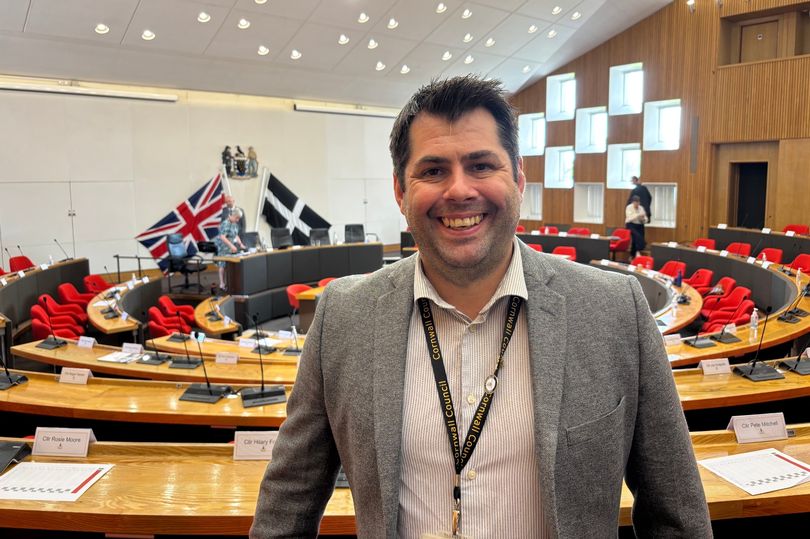 Reform's first Cornwall Council meeting in opposition is short but eventful