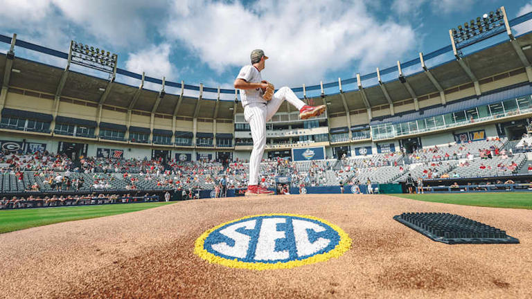 No. 9 Seed Alabama Baseball Advances Past No. 16 Mizzou in First Round ...