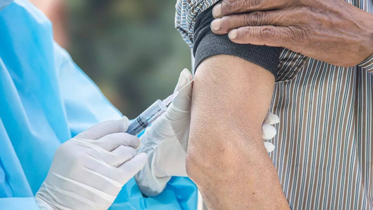 New FDA rules: Easier Covid vaccine access for vulnerable, tougher for ...