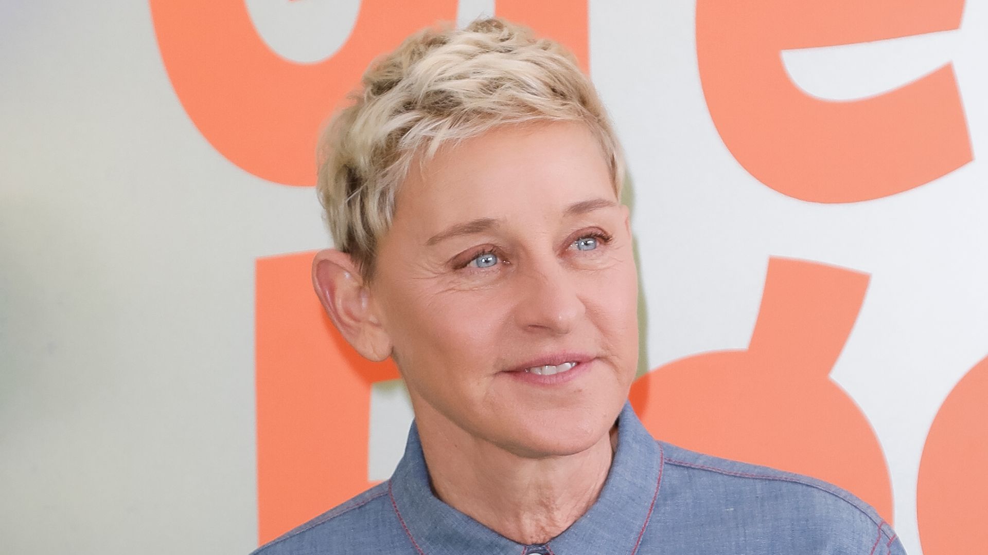 Ellen DeGeneres' fans go wild over her appearance as she returns to social media after ...