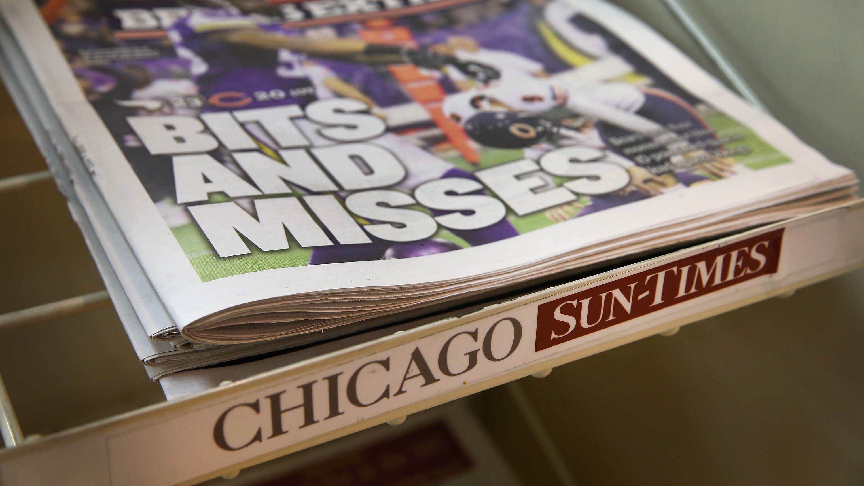 Chicago, Philadelphia Newspapers Publish Reading List With Fake, AI ...