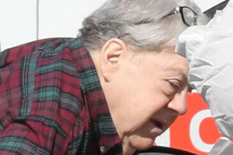 George Wendt seen using cane in sad last pics before 'well-loved ...