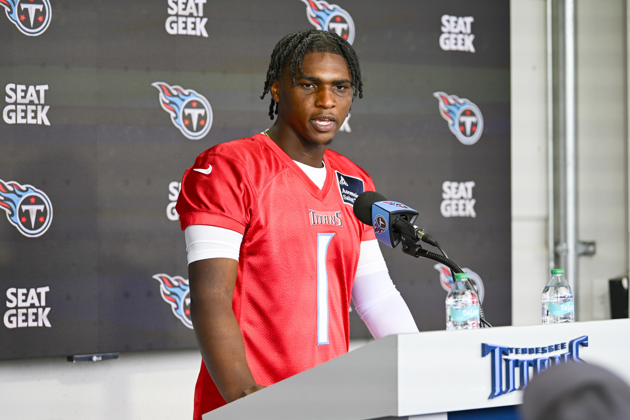 RGIII Slams 'Madden NFL' Over Titans' Cam Ward Ranking