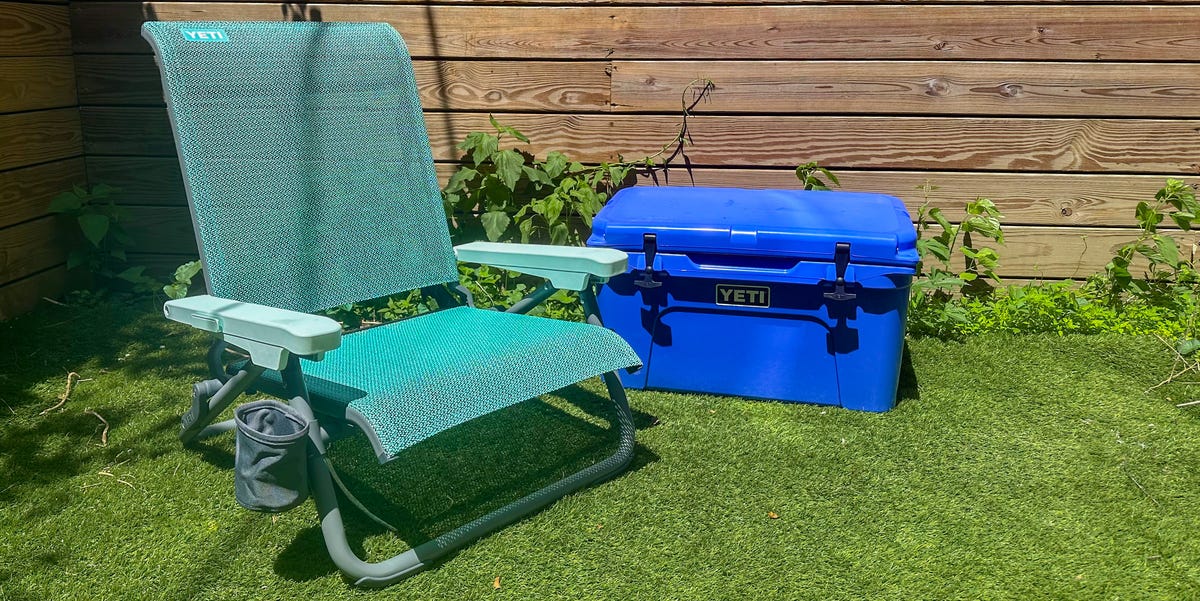 I Spent the Weekend Lounging in Yeti's New Hondo Beach Chair. Here's My ...