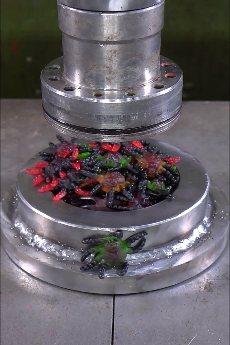 Hydraulische Presse vs. Gummispinnen