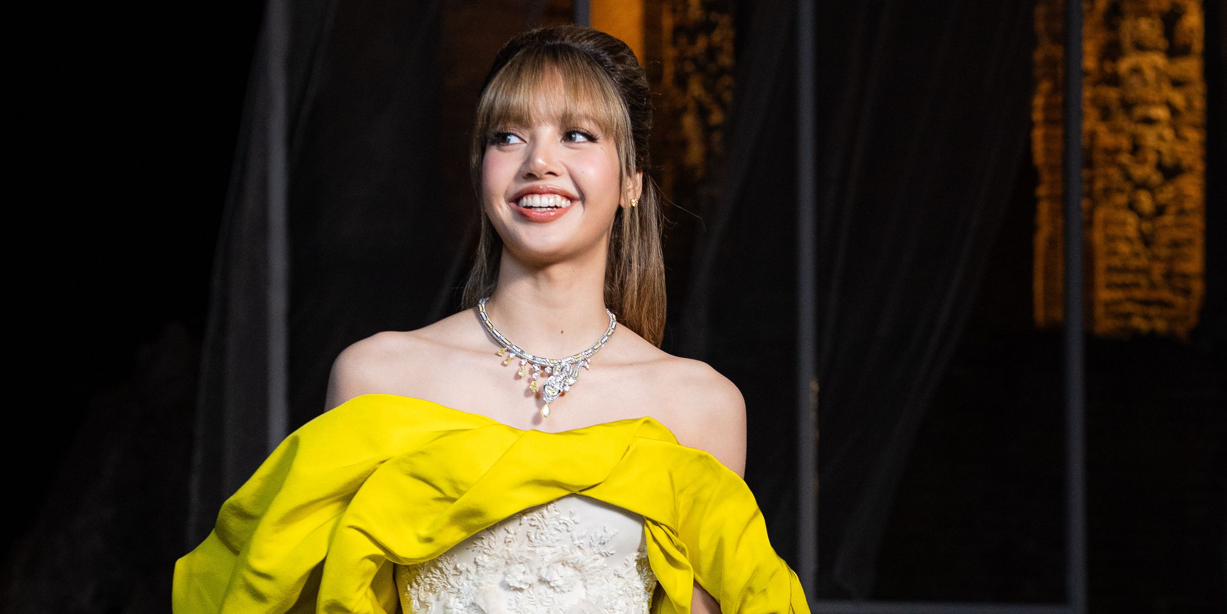 Lisa Wore a Breathtaking Embroidered Gown and Diamonds to Bulgari’s ...