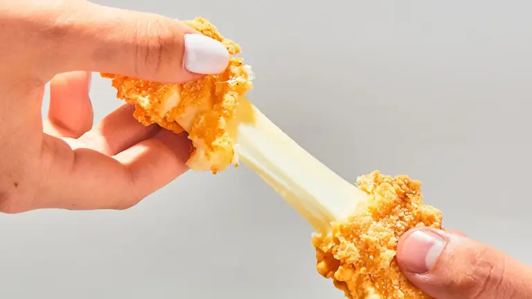 ‘Is the cheese pull challenge accepted?’: Chili’s and TGI Fridays ...