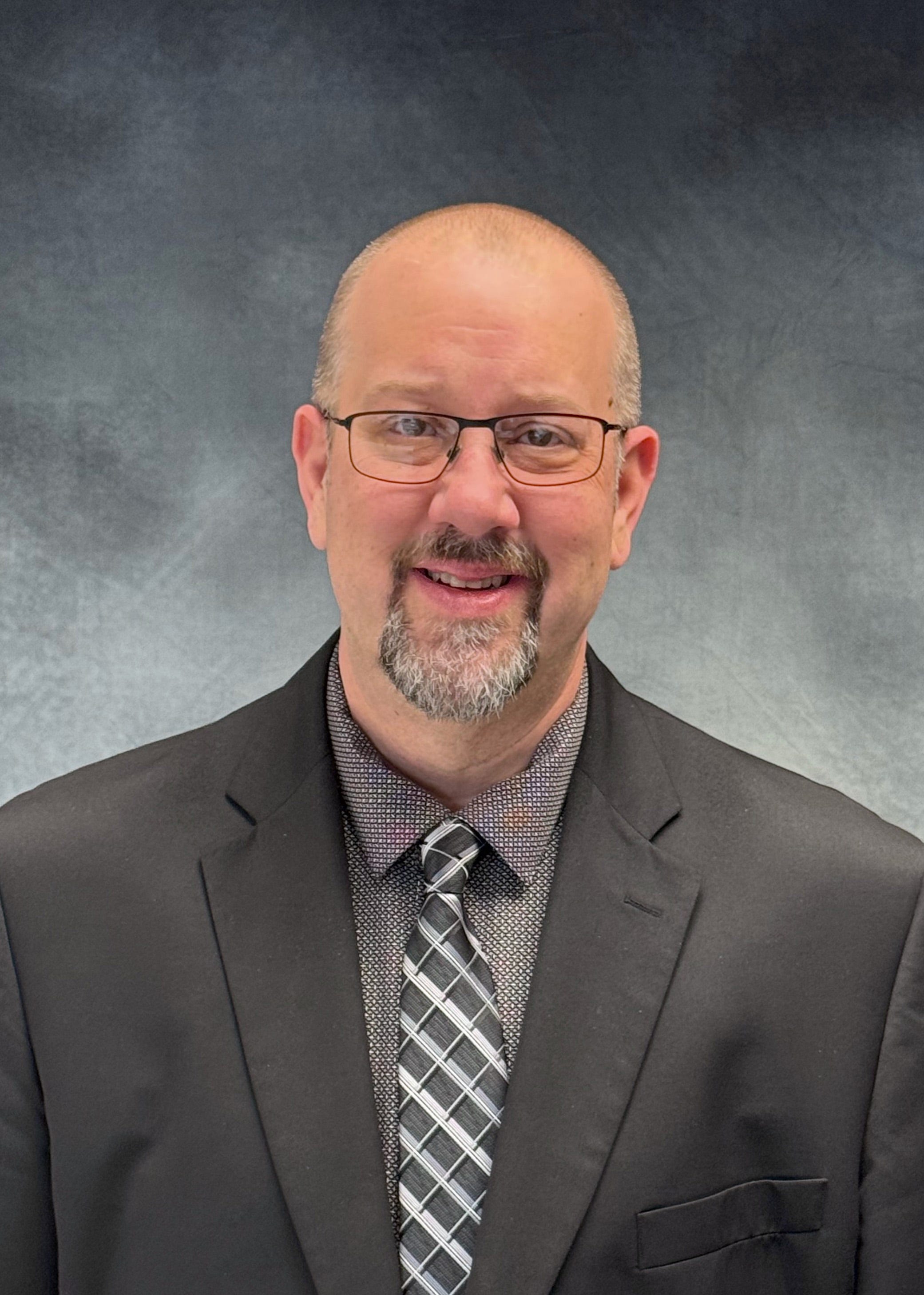 Sandy Valley Superintendent David Fischer to retire; alumnus Matt ...