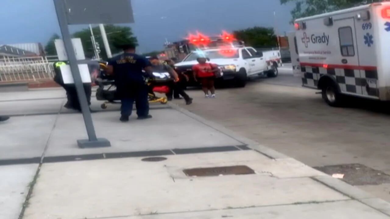 ‘A hero’: MARTA train operator ran to help shooting victims, still got ...