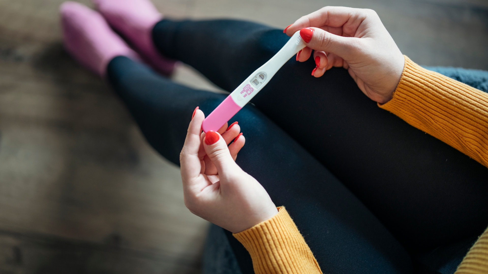 8 unusual early pregnancy symptoms many women don't realize are signs
