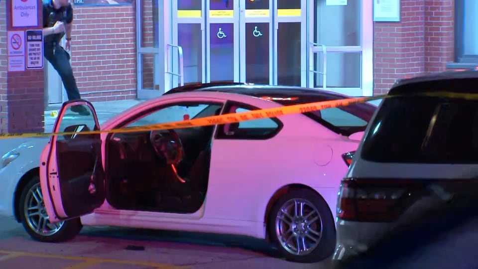 Man shot multiple times while trying to force his way into car outside ...