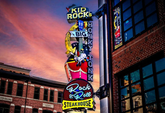 Kid Rock Distances Himself From Nashville Restaurant After It ...