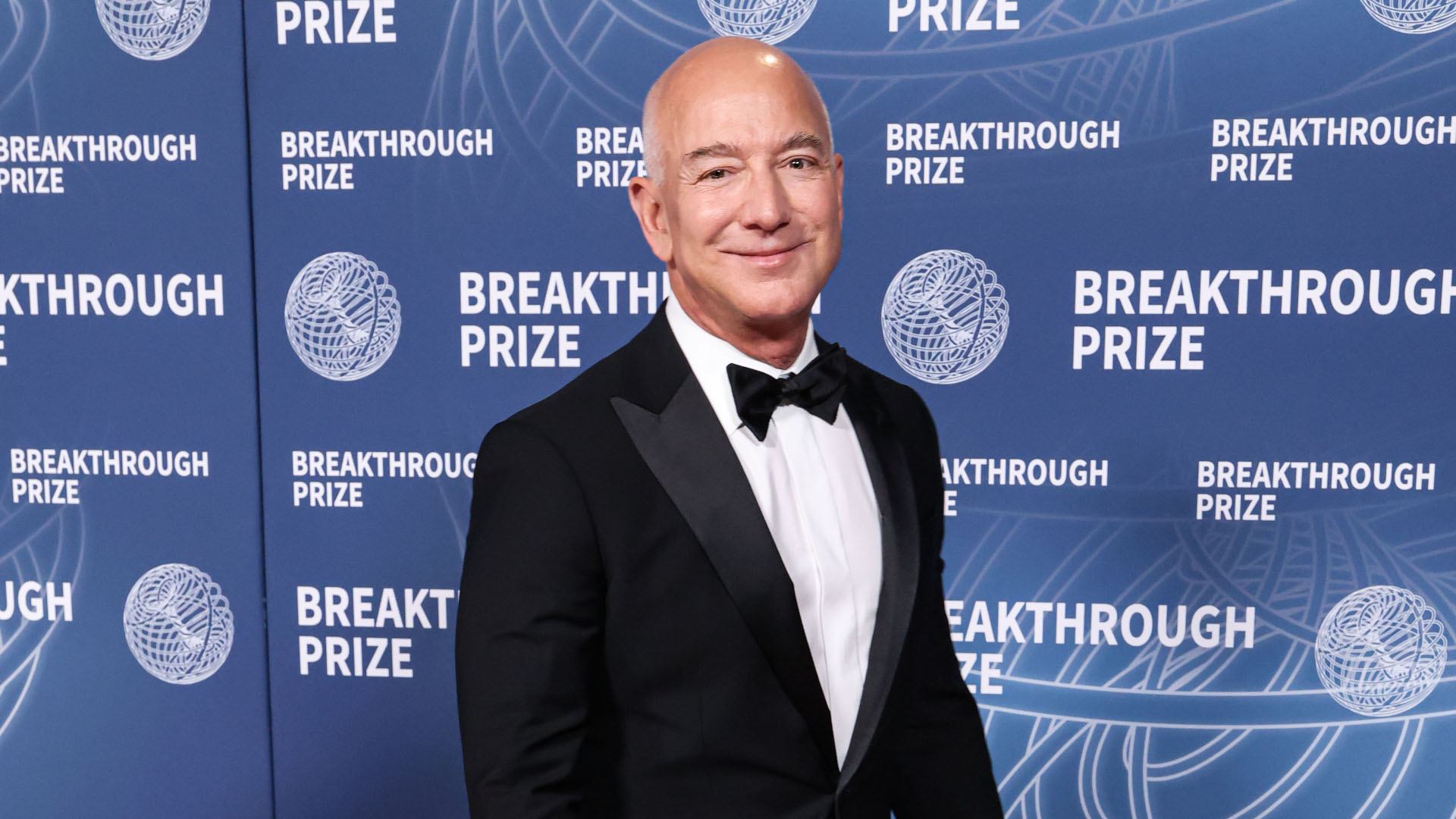 Jeff Bezos’ Billion-Dollar Life: A Look at How He Travels in Style