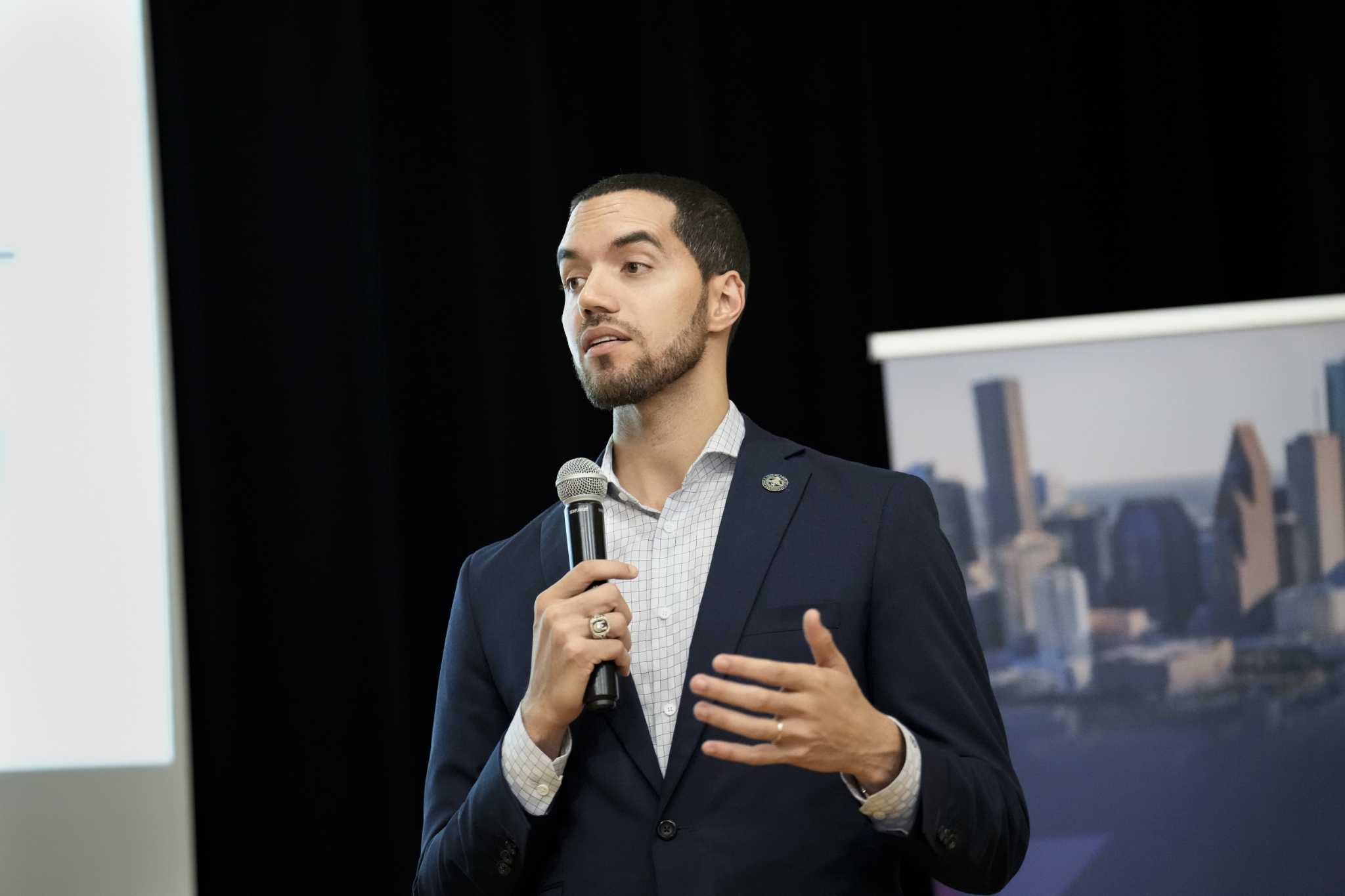 Controller Chris Hollins won't certify Whitmire's $7B budget until ...