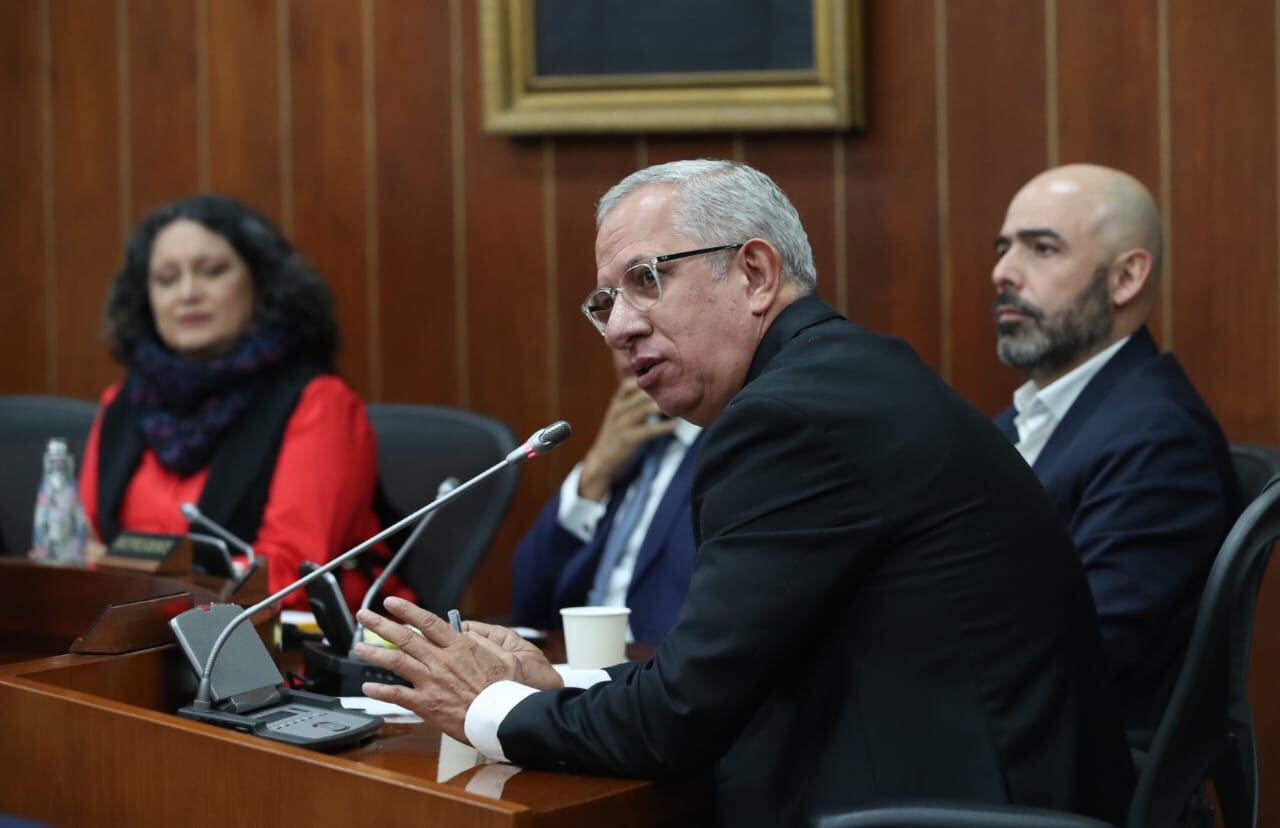 Senador John Jairo Roldán confirma que no archivarán reforma laboral y ...