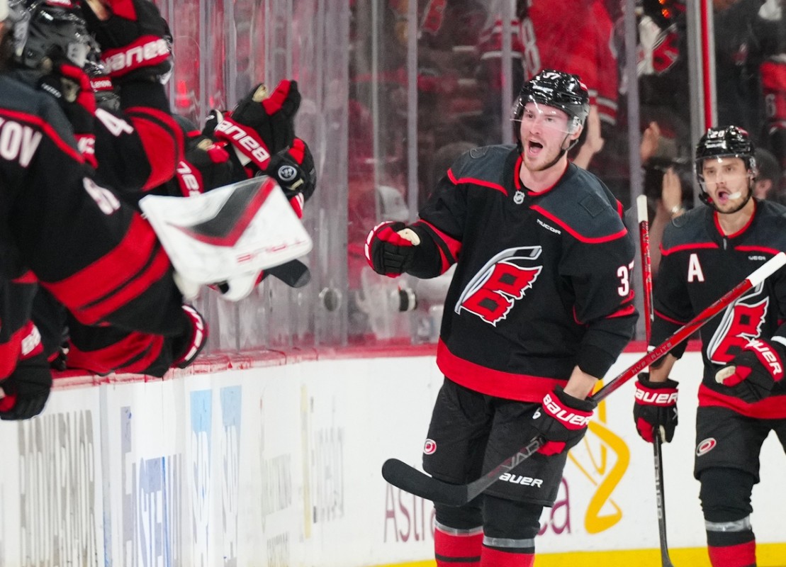 Hurricanes Send Fans 5-Word Message Ahead of Panthers Series