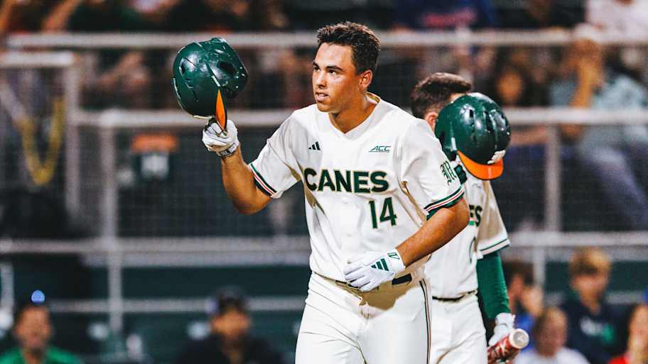 Miami Hurricanes Pitcher Enters the Transfer Portal