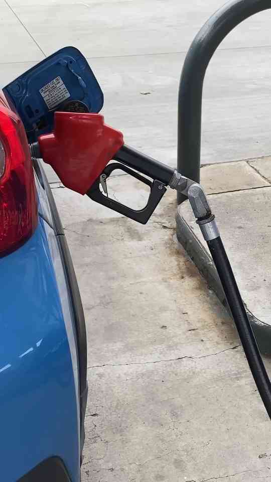 Does Engine Idling Waste Fuel? (Start-Stop Technology)